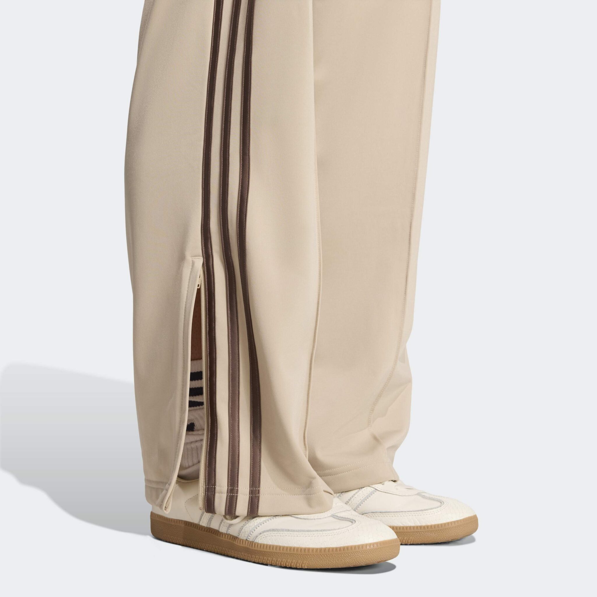 FIREBIRD LOOSE TRACK Tracksuit Bottoms - Adidas Ísland vefverslun ...
